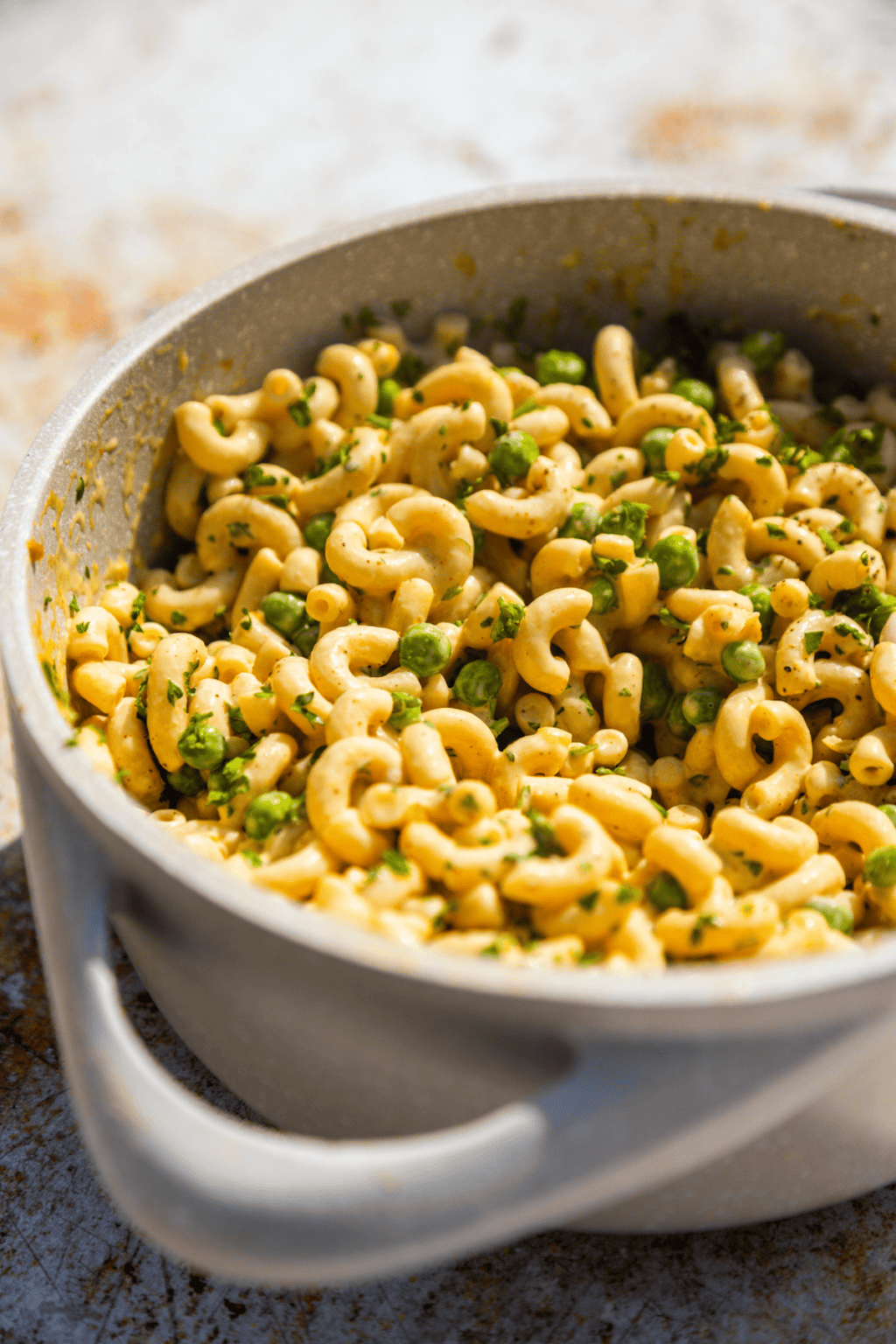 Vegan Garlic Lovers Pasta Salad (Creamy) - Becoming You With Julie